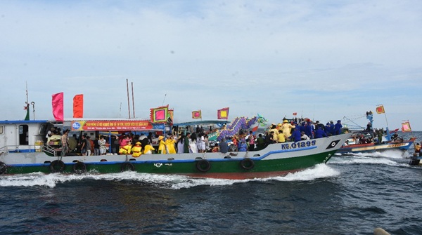 Đôi nét về Hòn Sơn và lễ hội Nghinh Ông Hòn Sơn hay còn gọi là Hòn Sơn ...